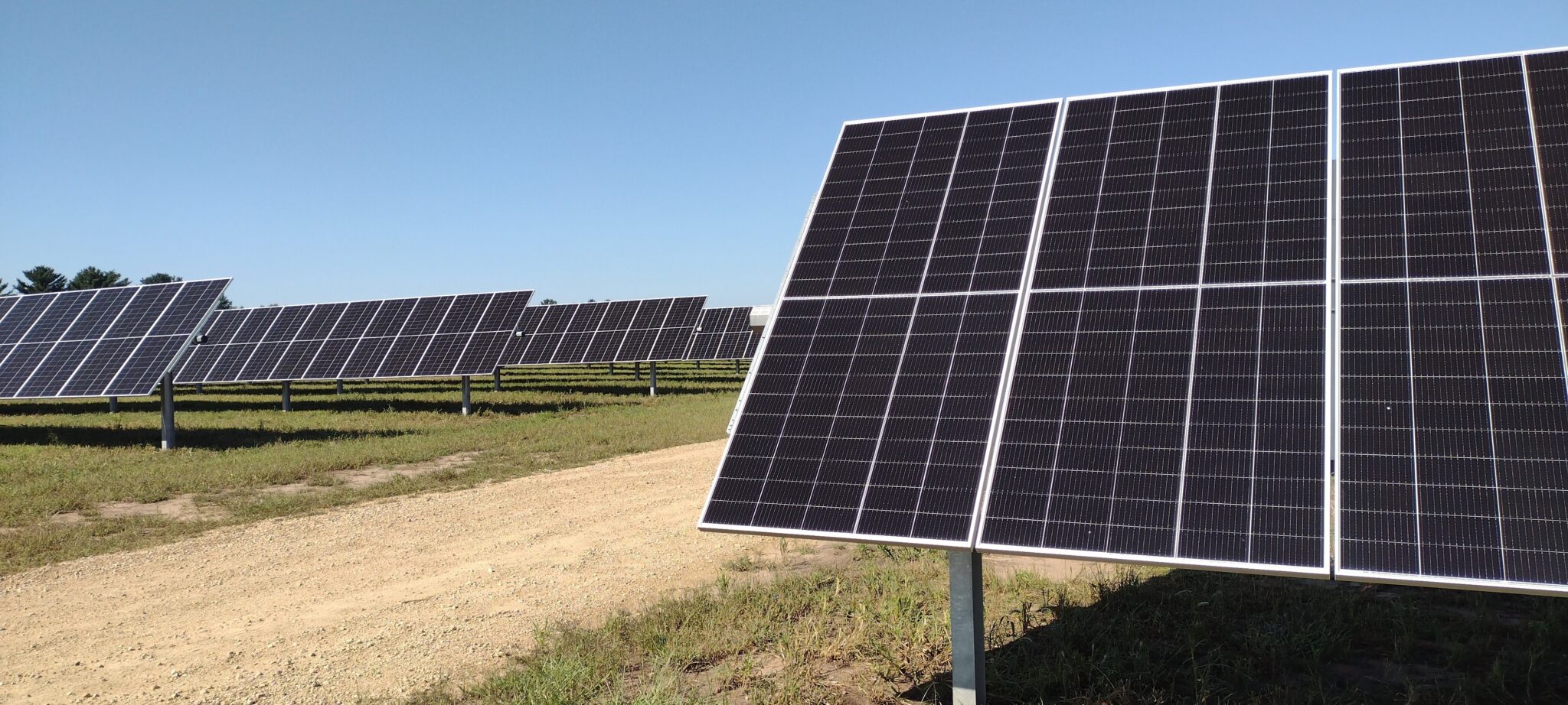 Alliant Cuts Ribbon on its First Solar Farm - RENEW Wisconsin